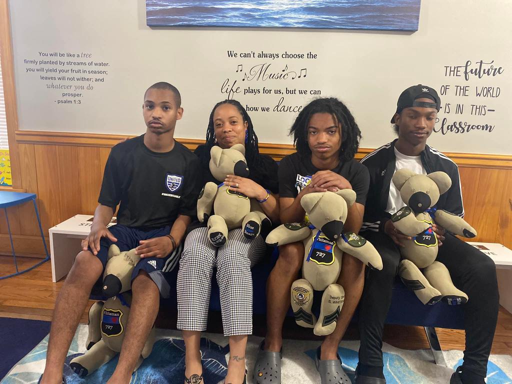 How It Works | Blue Line Bears